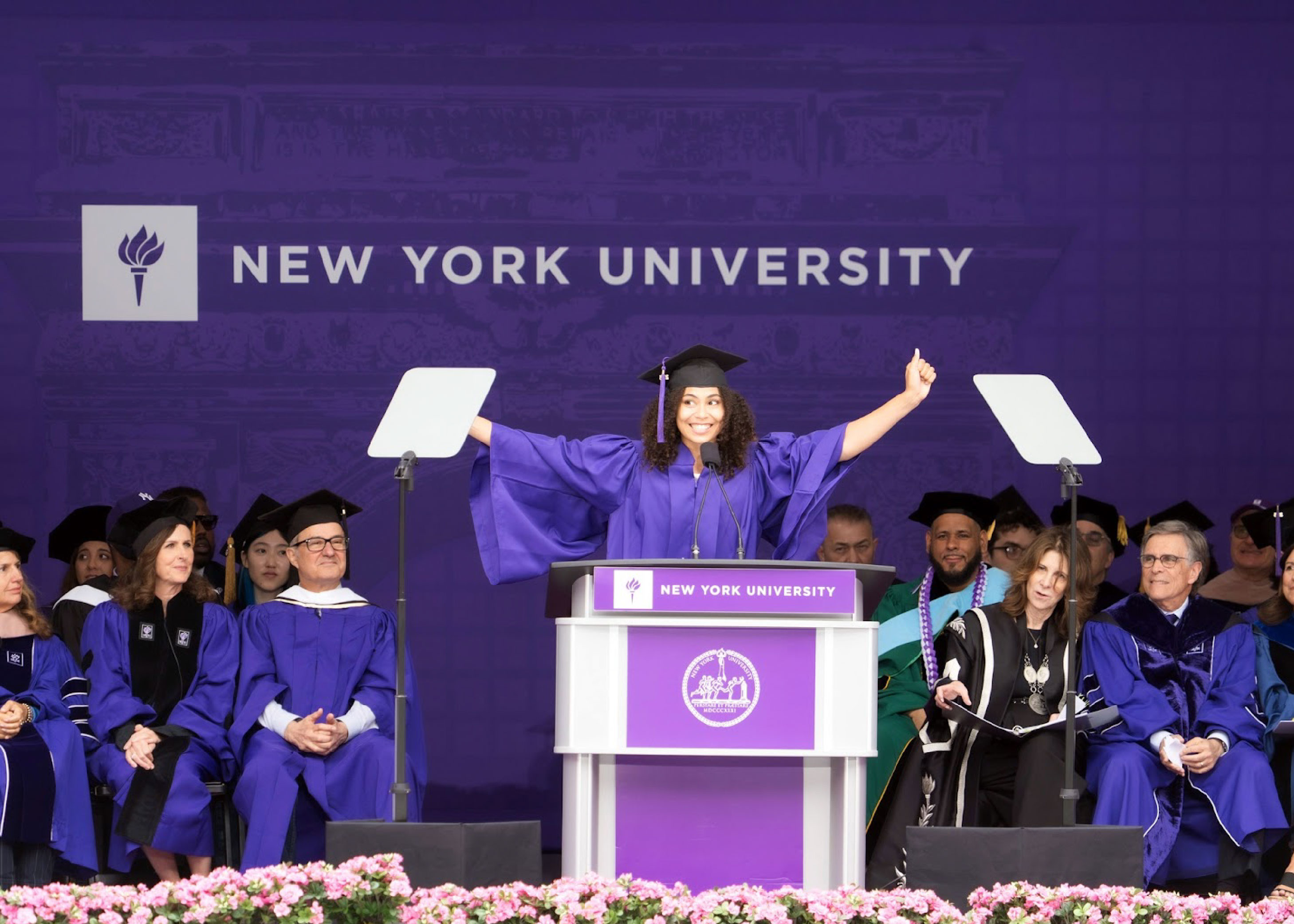 跨越文化、连接世界：上纽大2025届本科毕业生荣耀启程！ | 上海纽约大学